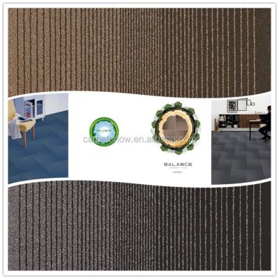 China 6 Cores Máquina Tufted Loop Pile Nylon Carpet Tile insonorizado com padrão abstrato à venda