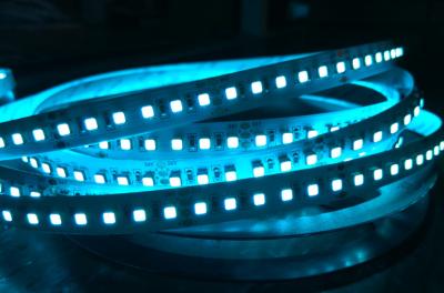 Cina 120leds/la luce striscia di m. SMD3535 RGB LED, PWB bianco di 3 OZ ha condotto luminoso eccellente della striscia di rgb in vendita