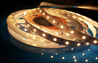 Cina Alta striscia architettonica di Istruzione Autodidattica LED di 2700K CRI90 SMD2835 per decorativo in vendita