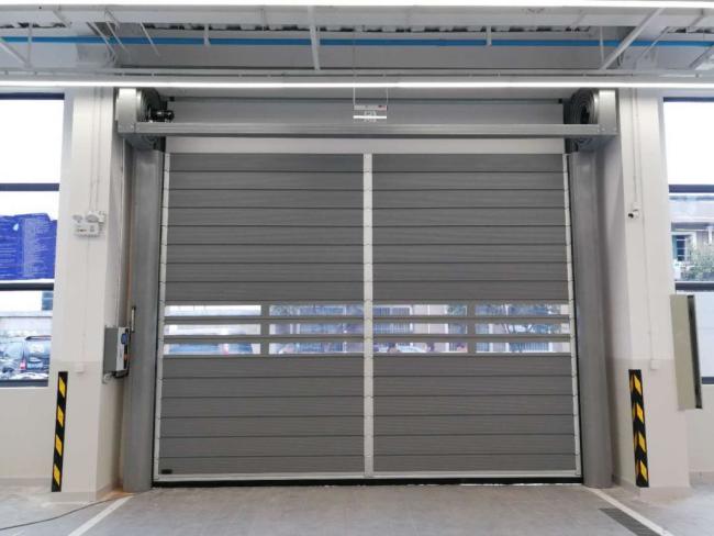 Automatic Roll up and Shutter Spiral Warehouse Door Wind Shield