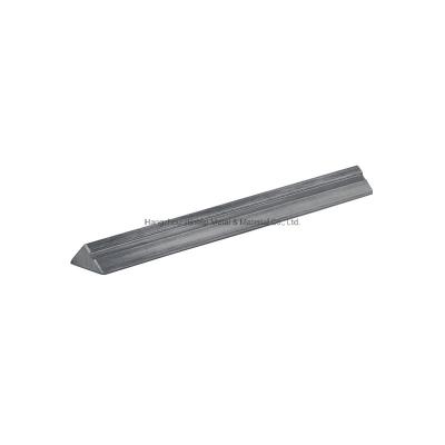 China Customized 25x25x35.35mm Triangle Steel Chamfer for Precast Concrete Applications for sale