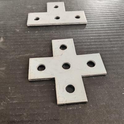China Multi Purpose 4 Hole T / Cross Type Bracket Pre Galvanized Strut Fitting Plate For Unistrut C Channel Connection for sale