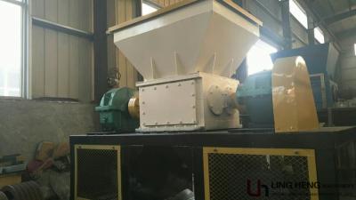 China Best supplier of Shredder machine made by Ling Heng Machinery for sale