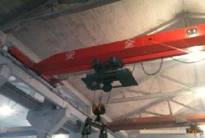 China Hot Sale Single Girder Bridge Crane For Plastic Factory for sale