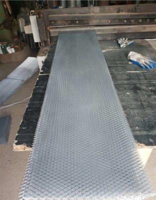Cina Steel Plate Material Metal Expand Mesh China Manufacturers 0.5mm 0.6mm 0.8mm Thickness Steel Expanded Metal Sheet in vendita
