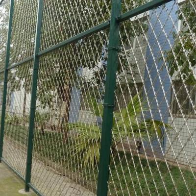 Cina Galvanizzato a caldo 40-60G/M2 Concertina Razor Wire Bto22 Saldato per confine carcerario in vendita