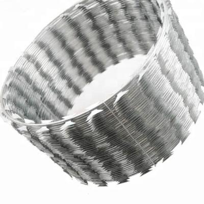 Cina Concertina galvanizzata a caldo, filo spinato Cbt65 in vendita