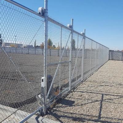 Cina 3.0mm Galvanized Chain Link Fence Diamond Mesh Fence in Good Price in vendita