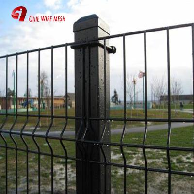 Cina Galvanized Wire Mesh 6 Gauge Panel Security Bending Garden Mesh Welded Curved 3D Fence in vendita