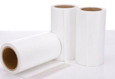 China Jumbo Roll White Non Silicone Non Silicone Release Liner Chemical Pulping For Stickers for sale
