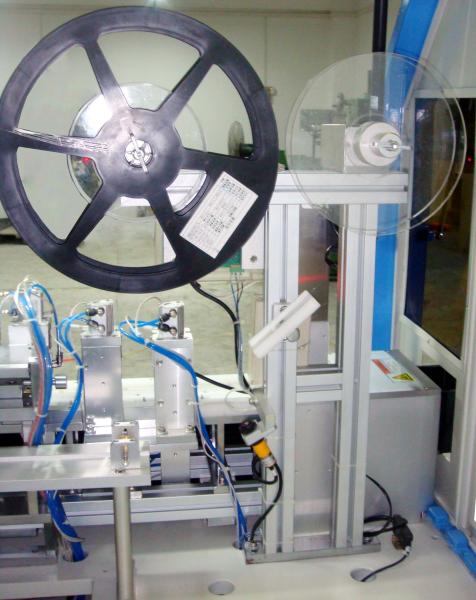 Quality Automatic IC Card Embedding Machine YIE-4000 implanting the punched IC chips for sale