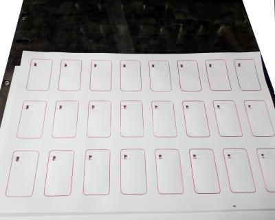 中国 時速3000～3500枚、6kg/cm2圧縮空気対応のコンパクト非接触ICカードアンテナ埋め込み機 販売のため