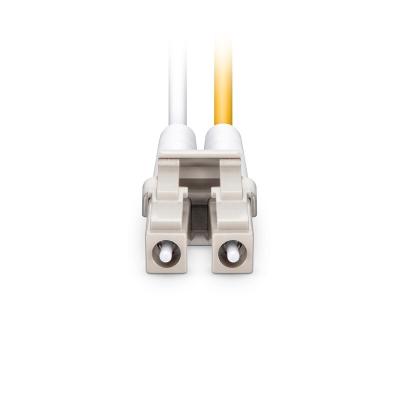 Китай Симплексный пластиковый оптиковолоконный кабель с FC ST LC SC соединителями для быстрой связи в сетях телекоммуникаций и Ethernet продается