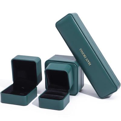 China Dark Green PU Leather Jewelry Storage Box Luxury Custom Jewellery Box Packaging for sale