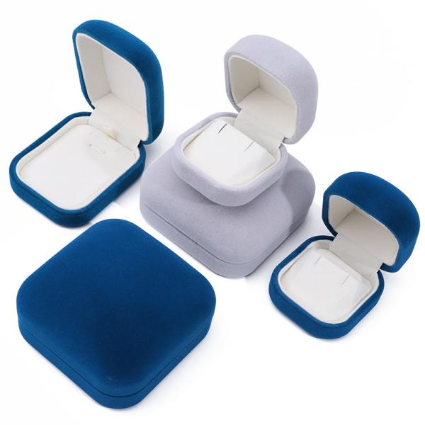 Quality Hanhong Jewelry Package Custom Plastic Storage Box for Earrings Necklaces and for sale