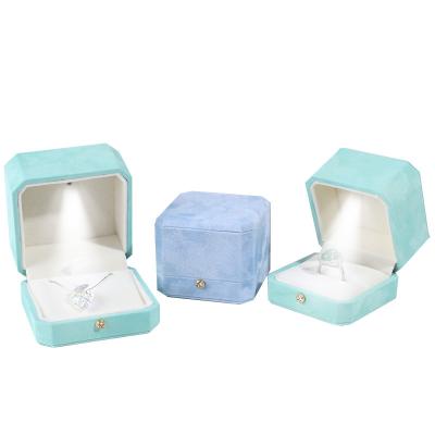 China Hanhong Custom Rings Jewelry Box Packaging with Customized Size and Customer's Logo for sale