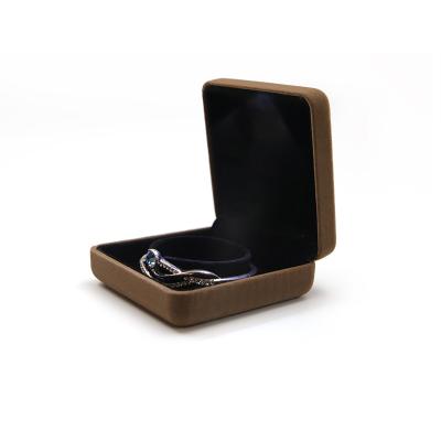 China Luxury Velvet Jewelry Box for High Grade Brown Packaging of Bracelet Necklace Ring factory