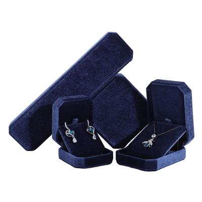 China Hanhong Navy Blue Pendant Necklace Bracelet Box with Korean Velvet Jewelry Package for sale