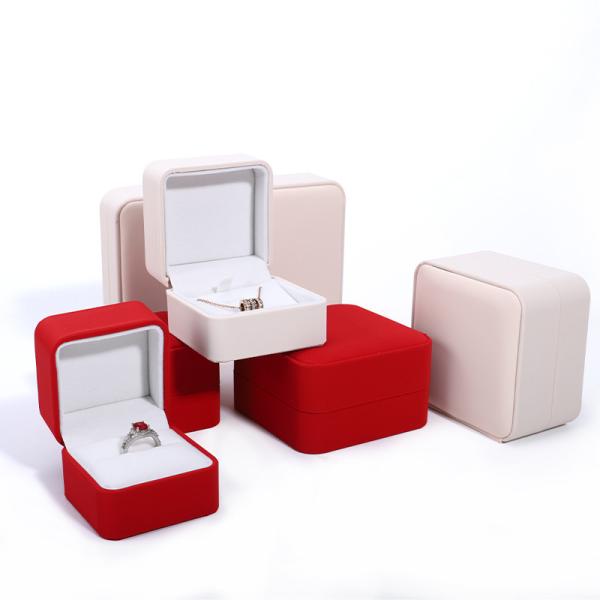 Quality Customized PU Leather Necklace Box for Customized Luxury Jewelry Packaging for sale
