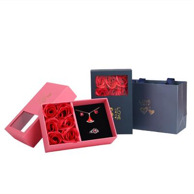 China Hanhong Cardboard Rose Soap Flower Jewelry Box Gift Packaging with Tote Bag for sale
