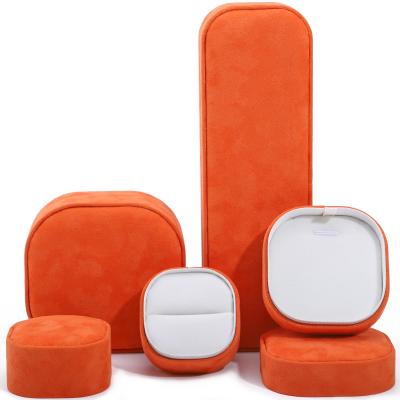 China Oranje fluweel sieraden doos voor Armband halsketting Armband Ring door Hanhong Custom Logo Te koop