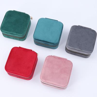 Cina High End Elegante Gioielleria Scatola di Stoccaggio Soft Velvet Gioielleria Organizzatore Viaggio Con Specchio in vendita