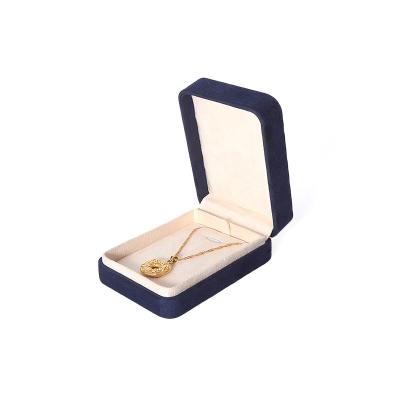 Cina China Manufacturing Wholesale Premium Blu Jewellery Packaging Box Custom Hign End Big Jewelry Set Collare Bracelet Earrings Ring Packaging Handmade Square Velvet Blue Jewelry Box With Logo in vendita