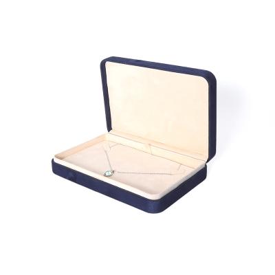 Cina China Manufacturing Wholesale Premium Blu Jewellery Packaging Box Custom Hign End Big Jewelry Set Collare Bracelet Earrings Ring Packaging Handmade Square Velvet Blue Jewelry Box With Logo in vendita