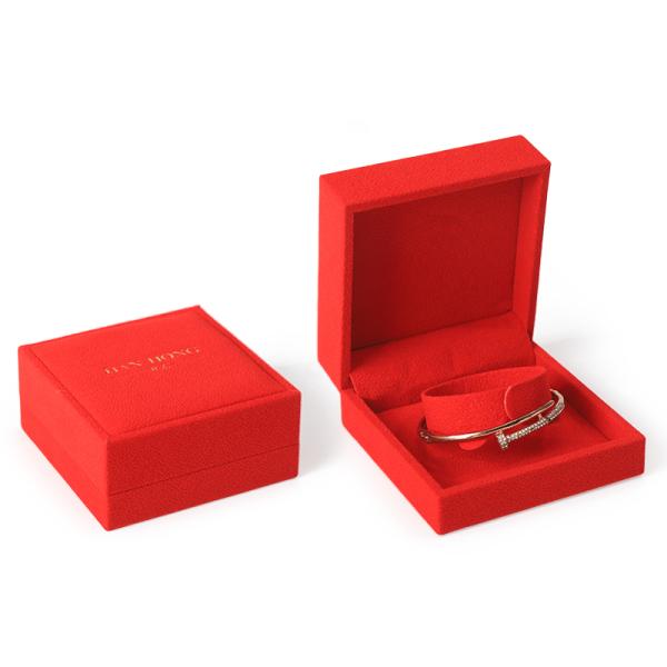 Quality high end velvet square red jewelry box for bracelet Necklace ring packaging for sale
