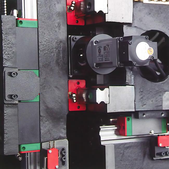 Middle wire cutting guide rail system