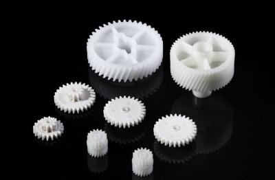 Cina alta precisione, ingranaggio dello stampaggio ad iniezione di plastica, fatto di POM in vendita