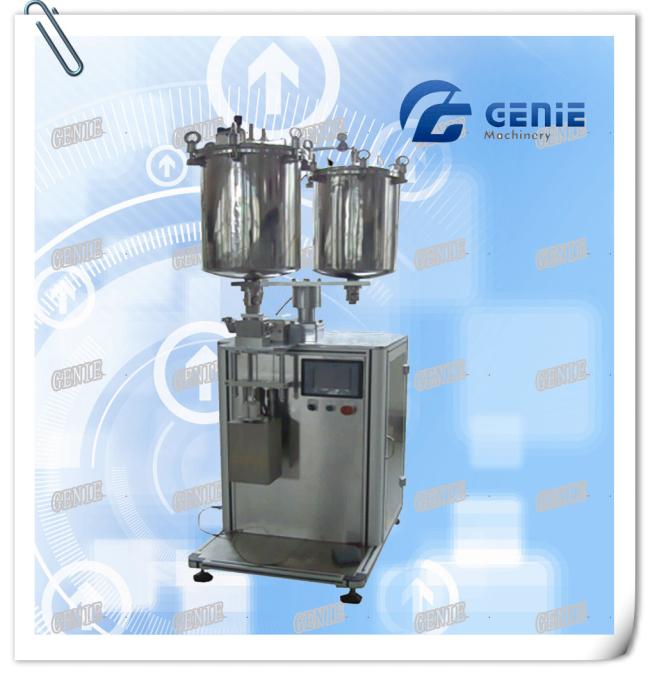 Un tipo economico macchina di due ugelli di rifornimento della mascara con il doppio carro armato