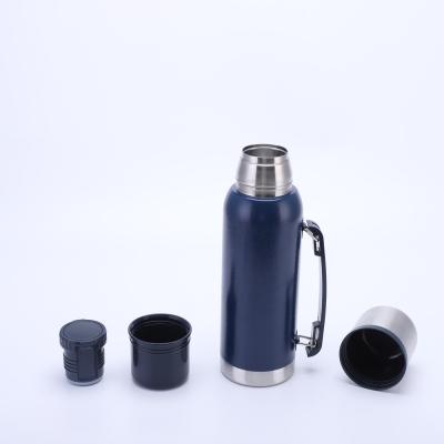 Cina la boccetta doppia del termos di 1000ml 1200ML con il vuoto classico della maniglia ha isolato l'ampia bottiglia della bocca in vendita