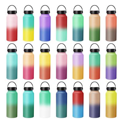 China Gradient Color Stainless Steel Double Wall Drink Bottle Customized Design à venda