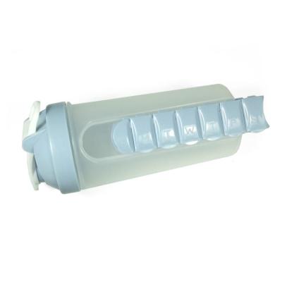 Cina BPA Shaker Water Bottle With libero organizzatore della pillola della scatola della pillola della cassa della pillola da 7 giorni in vendita