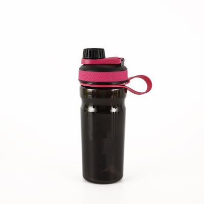 Cina Proteina libera 700ml Shaker Bottles With Silicone Handle di BPA in vendita