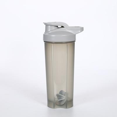 Cina Capacità di plastica libera variopinta di BPA Shaker Bottles With Shake Ball 700ml grande in vendita