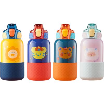 Cina bottiglia di acqua termica della boccetta di vuoto della bottiglia della bevanda di acciaio inossidabile 560ml per i bambini della scuola in vendita