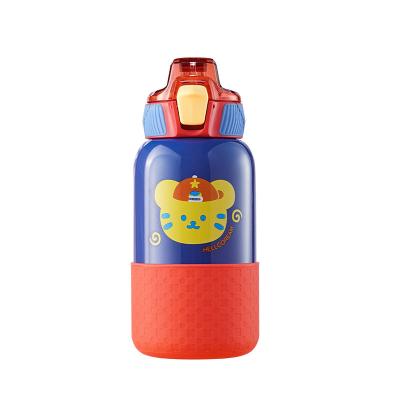 Cina bottiglia di acqua termica della boccetta di vuoto della bottiglia della bevanda di acciaio inossidabile 560ml per i bambini della scuola in vendita