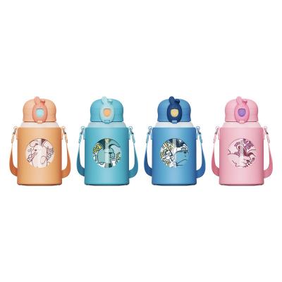 Cina 480ml ha isolato le bottiglie di acqua beventi dei bambini messe con paglia riutilizzabile in vendita