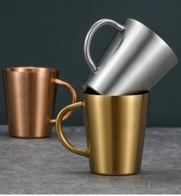 中国 300ml BPAの自由なステンレス鋼のハンドルが付いているコップによって絶縁される金属のコーヒー・マグ 販売のため