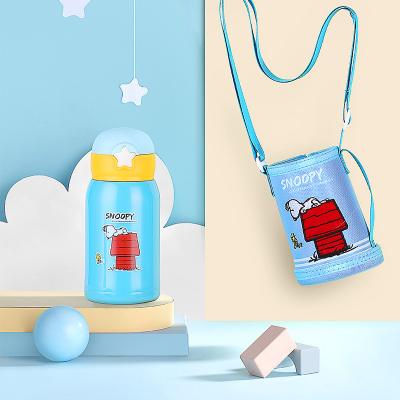 Cina l'abitudine a perfetta tenuta di acciaio inossidabile 450ml ha isolato le bottiglie di acqua con paglia in vendita