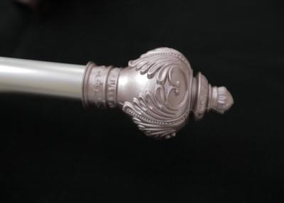 Cina Tenda a quattro pollici Rod Decorative End Caps dello stampaggio ad iniezione in vendita