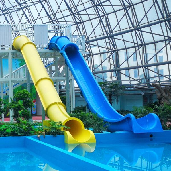 China Highly Safety Fiberglass Water Park Slide With 5-10M Platform Height supplier