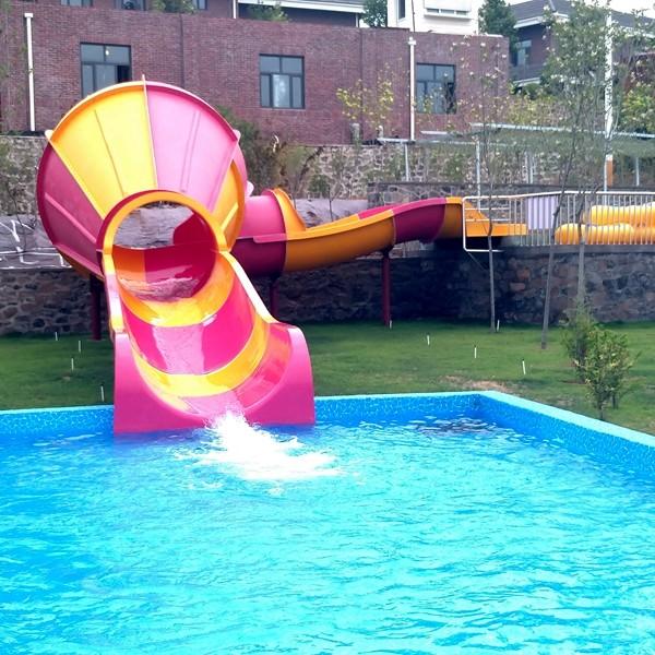 China 1-2 Riders Kids Water Slide Tornado Pool Slide For Young Adventures As Water Park Attraction supplier