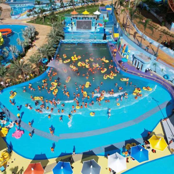 China Customizable Artificial Wave Pool With Wave Patterns And Lighting Effects supplier