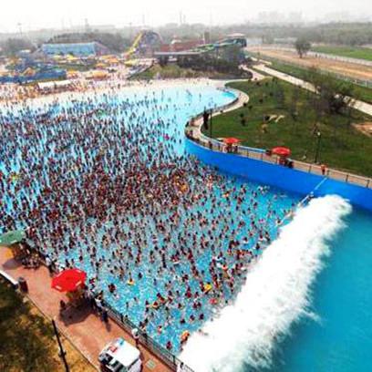China Easy Maintenance Water Park Wave Pool Equipment Requires Professional Installation supplier