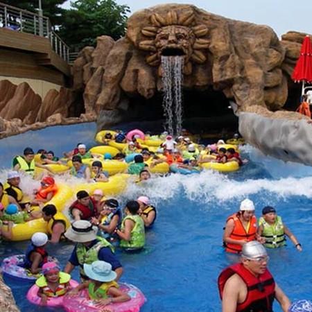 Quality Ice World Water Park Lazy River 200 People Capacity With Serene Currents for sale