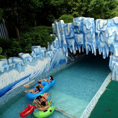 China Leisurely Lazy River Water Ride For Outdoor Relaxation With Safety Features supplier