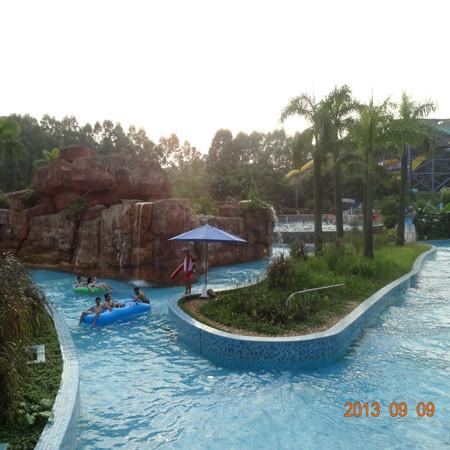 Quality Leisurely Lazy River Water Ride For Outdoor Relaxation With Safety Features for sale
